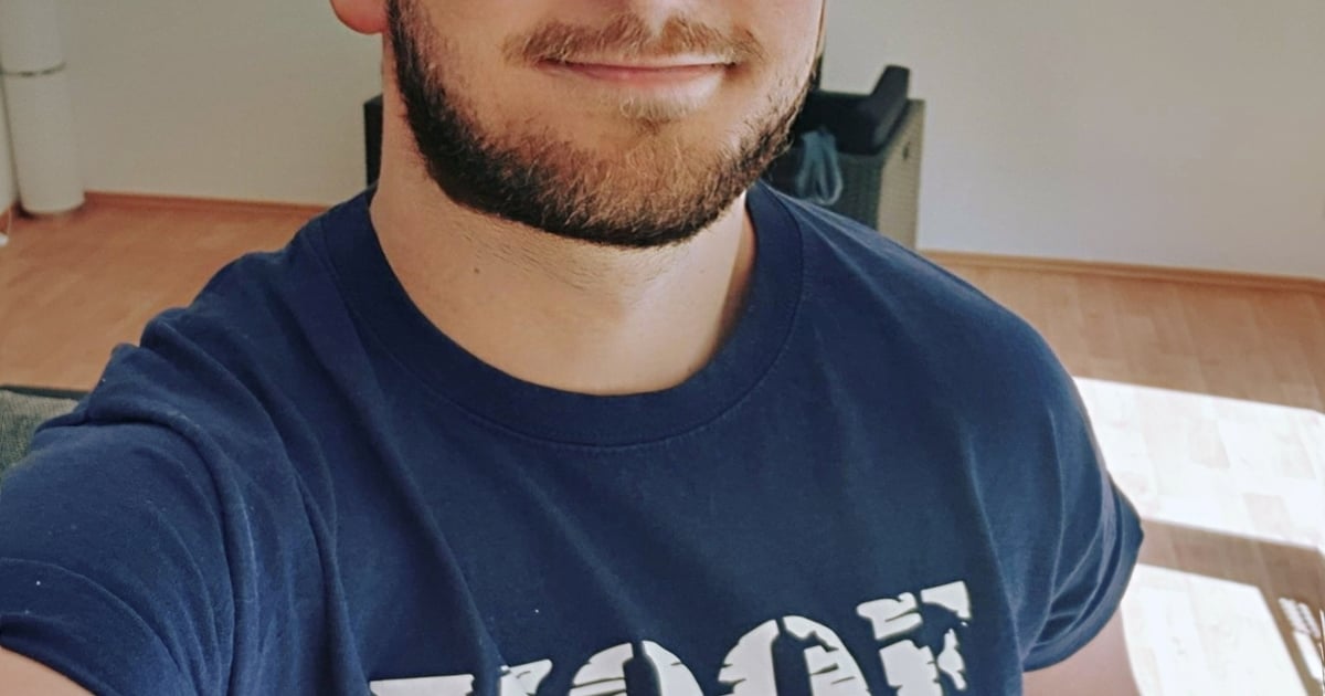 MERCH ONLY AVAILABLE @ WOOF BAR | WOOF BERLIN