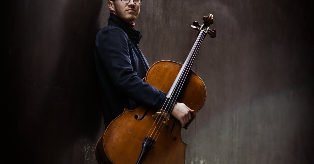 About - Englisch | Timothy Hopkins