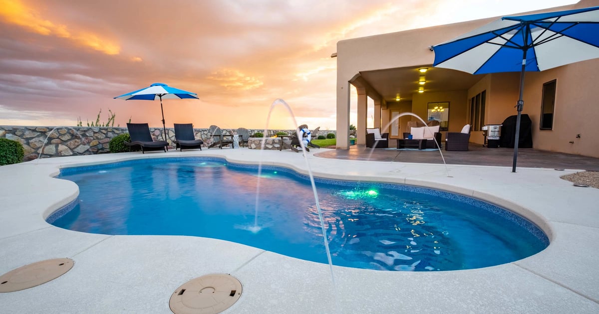 Fiberglass Medium Pools - Fiberglass - Products | Pool installs in weeks