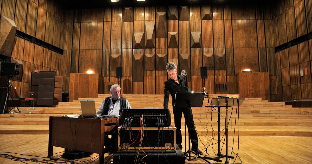 Die Relatitvitätstherapie - Projekte | Gilbert Handler