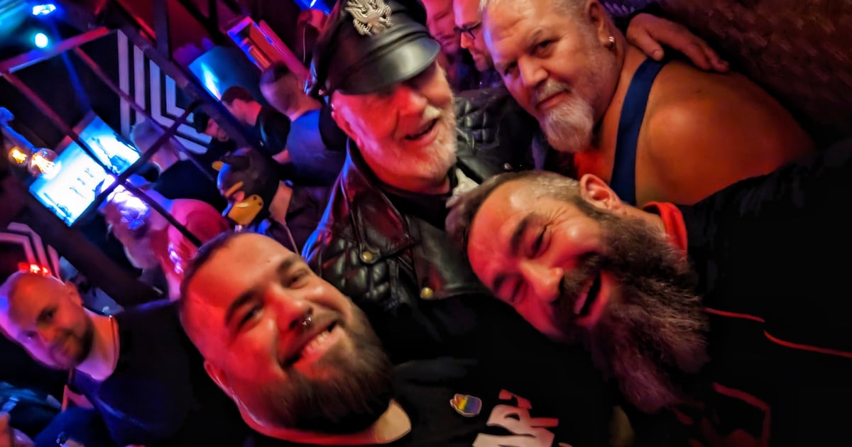 GALLERY WOOF NIGHTS | WOOF BERLIN