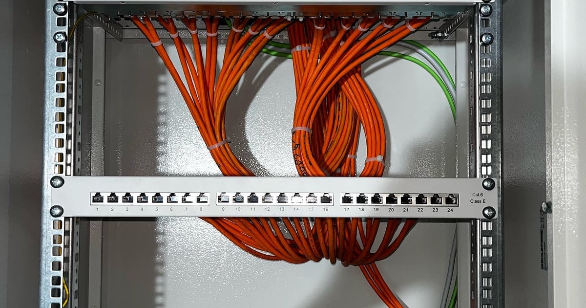 Netzwerkverkabelungen | S.R.T Elektroinstallationen GmbH