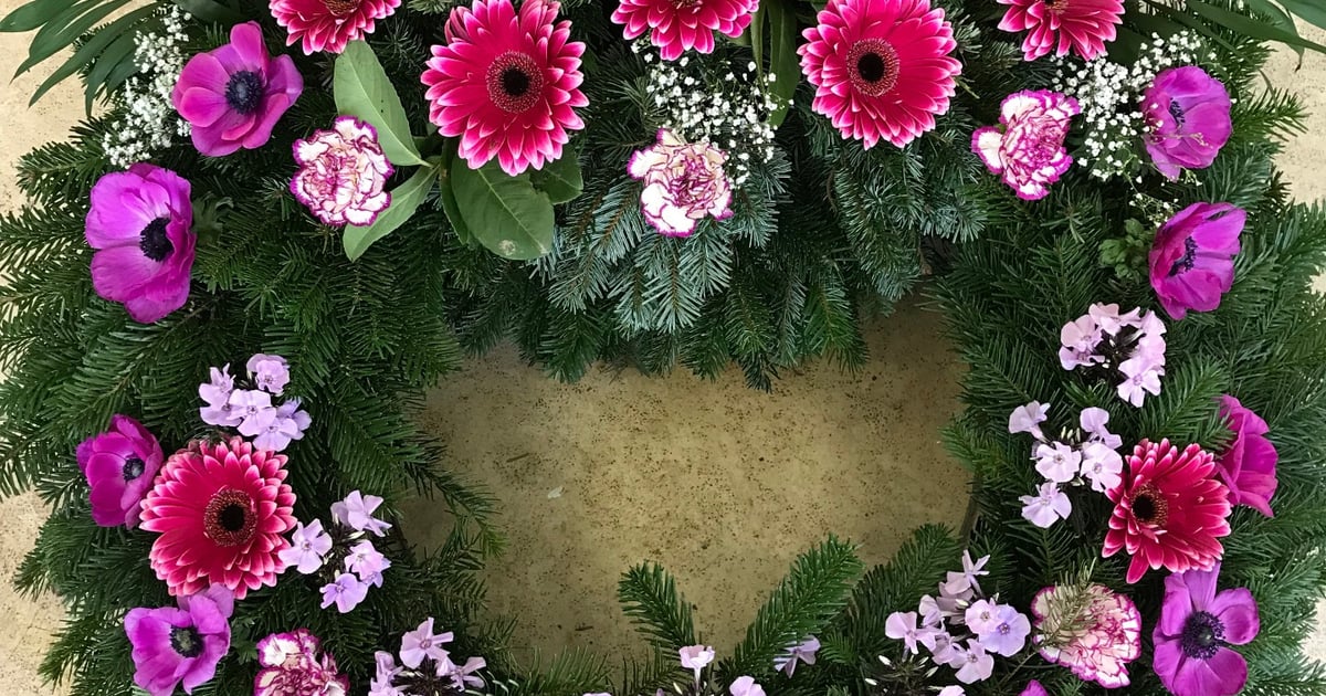 Kranz - Kränze - Shop | Blumen Willinger