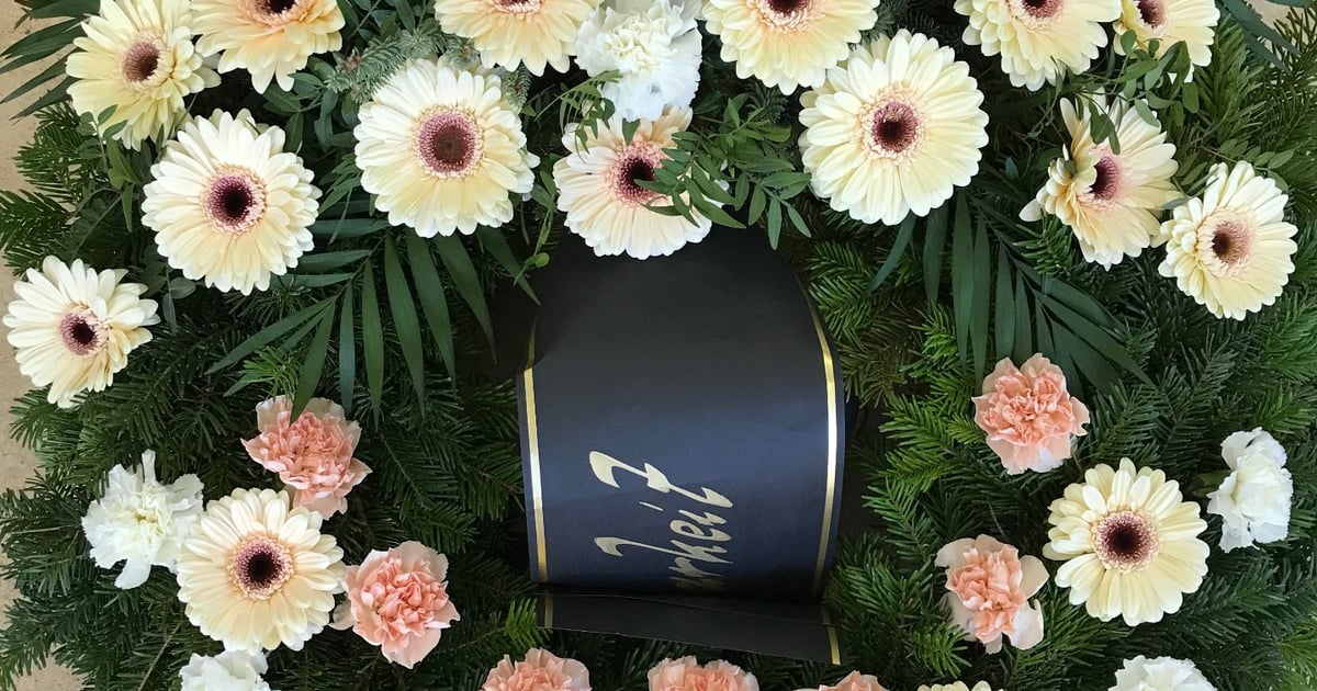 Kranz - Kränze - Shop | Blumen Willinger