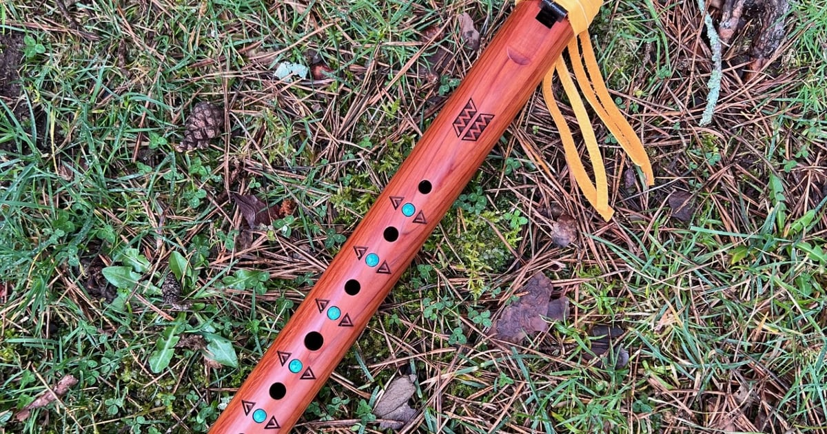 Flûte Amérindienne en SOL mineur, incustration Turquoise - Flûtes ...
